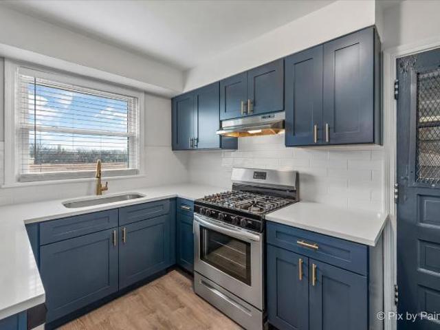 2 Br, 1 bath, Other 2727 W Berwyn Avenue