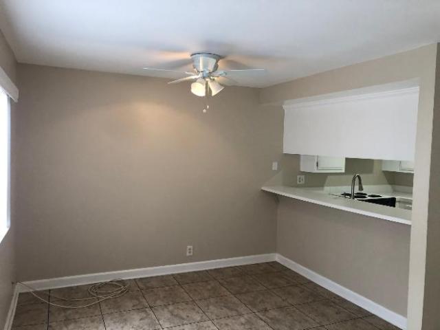 2 Br, 1 bath, Other 2728 E 3rd St