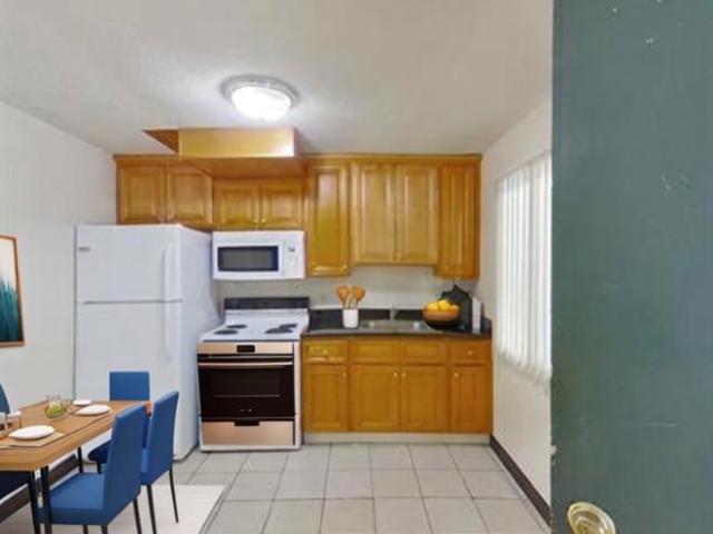 2 Br, 1 bath, Other 2750 Dwight Way