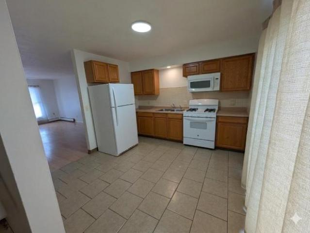 2 Br, 1 bath, Other 2 Curtis Court