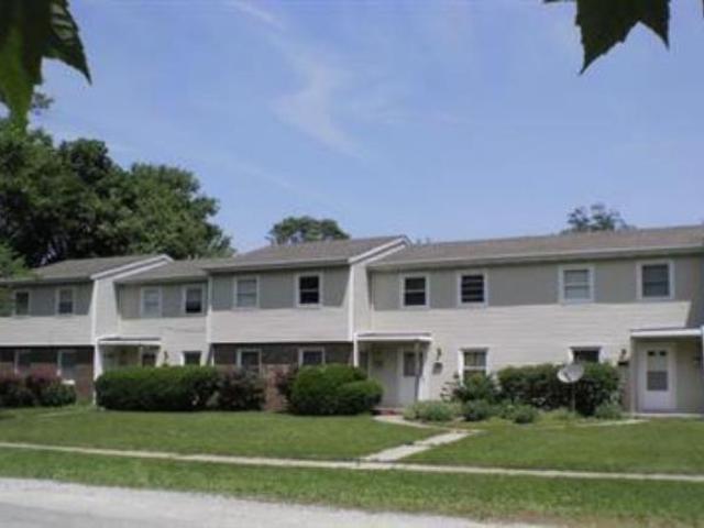 2 Br, 1 bath, Other 302 West Lincoln Avenue
