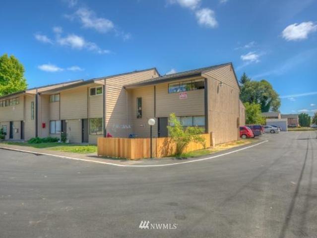 2 Br, 1 bath, Apartment 3045 Maryland Street