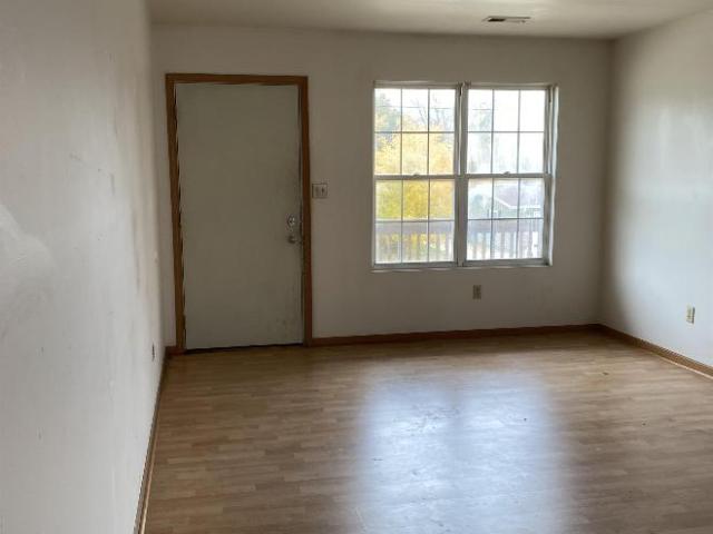 2 Br, 1 bath, Other 309 Alan