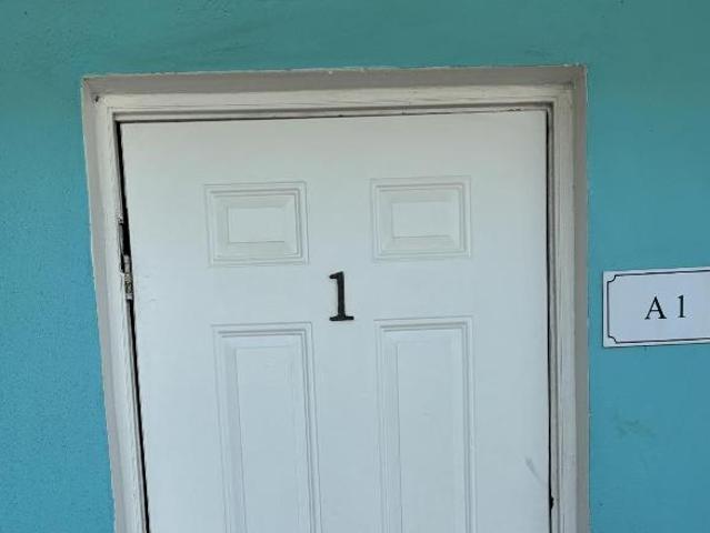 2 Br, 1 bath, Apartment 321 Johnson Ave