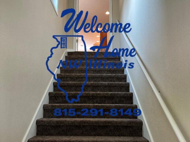 2 Br, 1 bath, Other 323 1/2 Schuyler