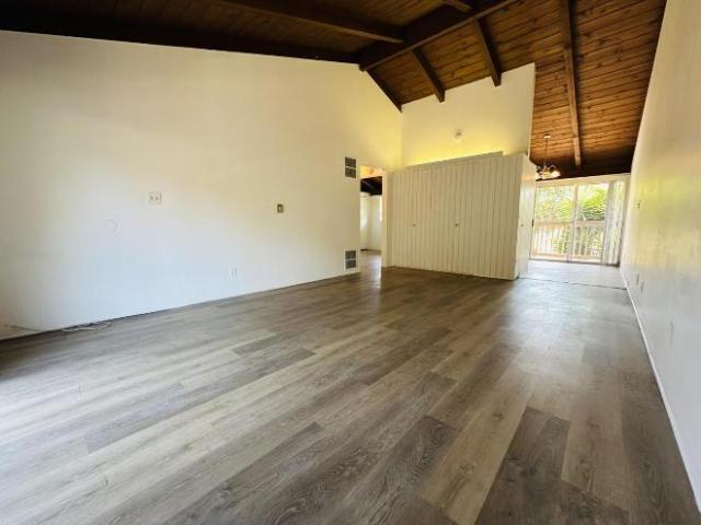 2 Br, 1 bath, Other 3438 Richland Dr