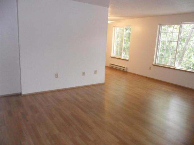 2 Br, 1 bath, Other 345 Madrona Ave SE