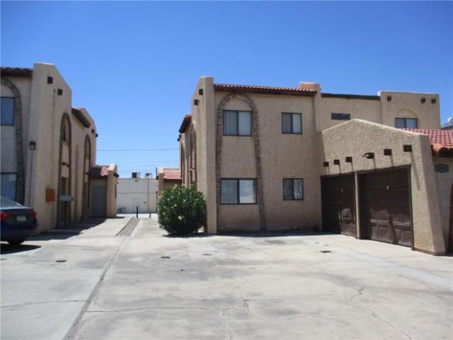 2 Br, 1 bath, Other 3653 Wendell Ave Unit C