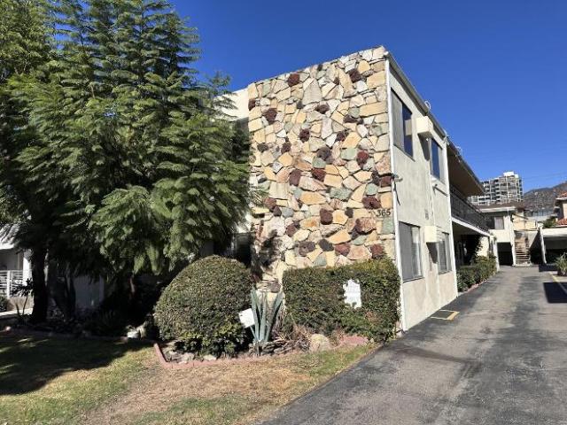 2 Br, 1 bath, Other 365 W Milford Street