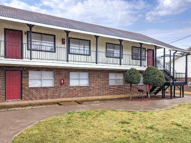 2 Br, 1 bath, Other 3801 Magnolia Street