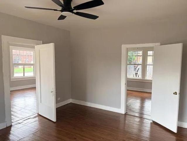 2 Br, 1 bath, Single Family Home 2206 Avenue E