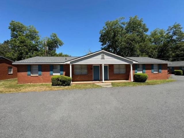 2 Br, 1 bath, Single Family Home 4150 Ayers Road