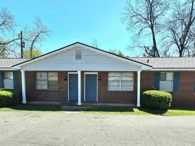 2 Br, 1 bath, Single Family Home 4126 Ayers Rd