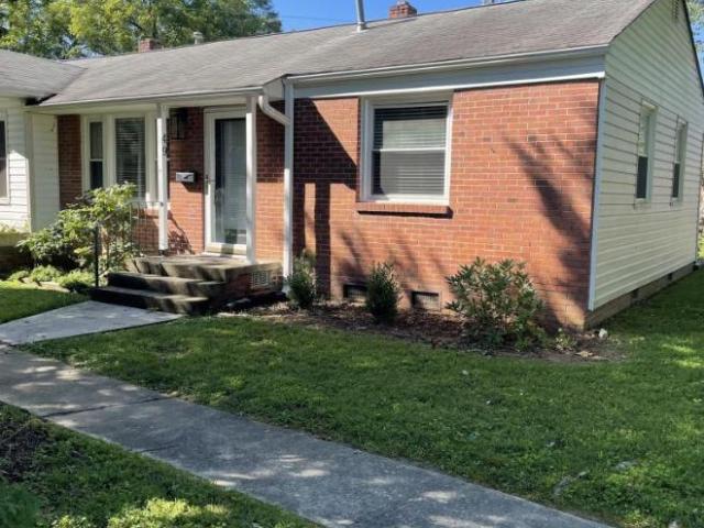2 Br, 1 bath, Single Family Home 49 Trowbridge Ln