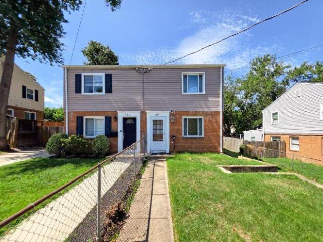 2 Br, 1 bath, Single Family Home 5818 Fifer Dr