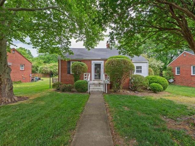 2 Br, 1 bath, Single Family Home 6408 West Grace Street