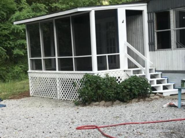 2 Br, 1 bath, Single Family Home 8008 Halifax Rd