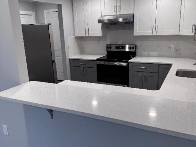 2 Br, 1 bath, Single Family 140 S Easton Rd