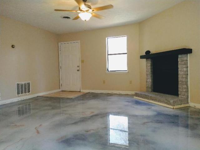 2 Br, 1 bath, Single Family 147 Amanda Court