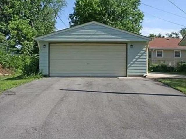 2 Br, 1 bath, Single Family 1444 N Euclid Ave