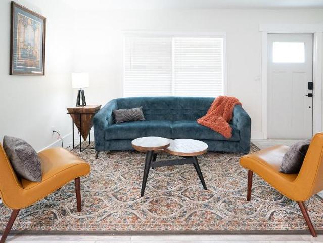 2 Br, 1 bath, Single Family 1449 Braman Ave