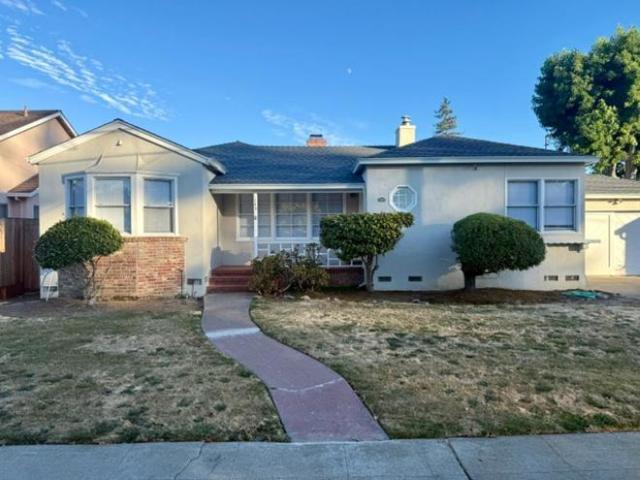 2 Br, 1 bath, Single Family 145 Sylvan Avenue