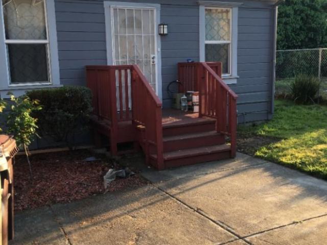 2 Br, 1 bath, Single Family 1465 9th St