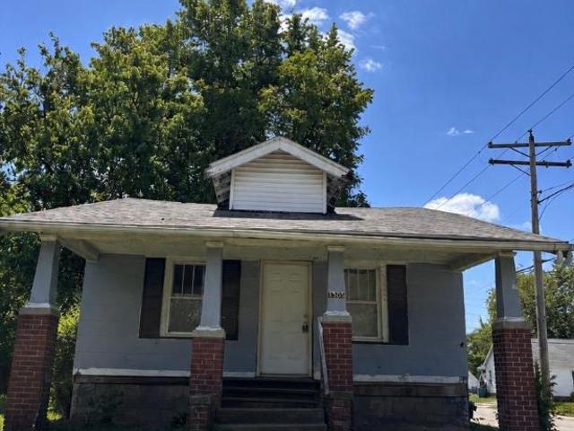 2 Br, 1 bath, Single Family 1505 E Walnut St