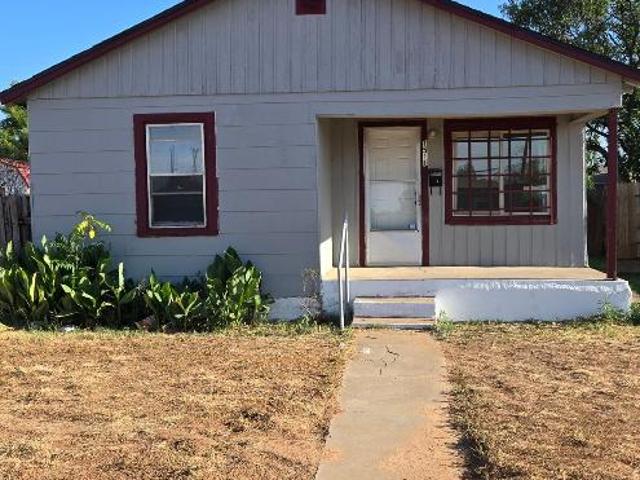 2 Br, 1 bath, Single Family 1511 32nd St