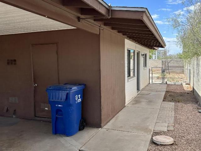 2 Br, 1 bath, Single Family 1518 West 5th Street