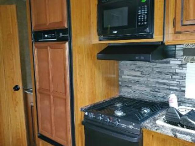 2 Br, 1 bath, Single Family 15360 Sw 303 St
