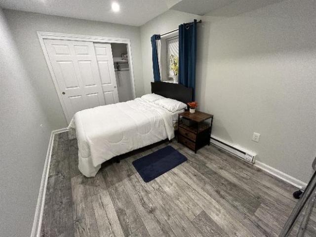 2 Br, 1 bath, Single Family 15 Seymour Avenue