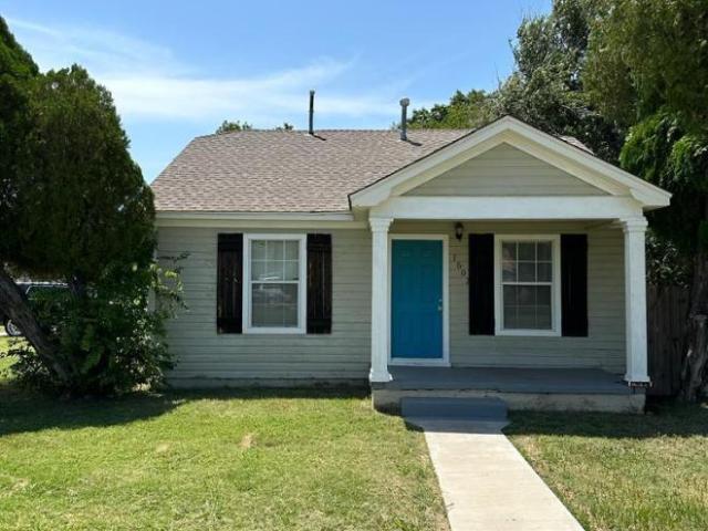 2 Br, 1 bath, Single Family 1602 Nw 16th