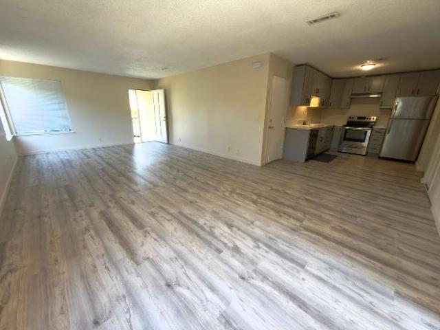 2 Br, 1 bath, Single Family 1603 Merritt Dr