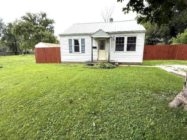 2 Br, 1 bath, Single Family 1612 W Hunt St