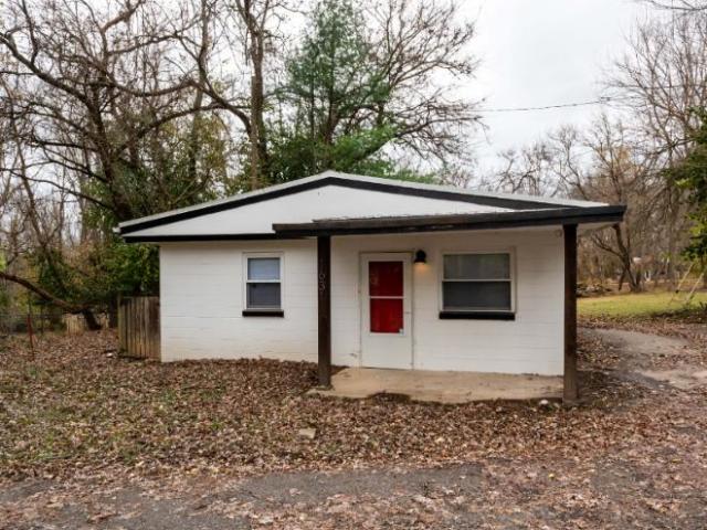 2 Br, 1 bath, Single Family 1631 S Huntington Dr