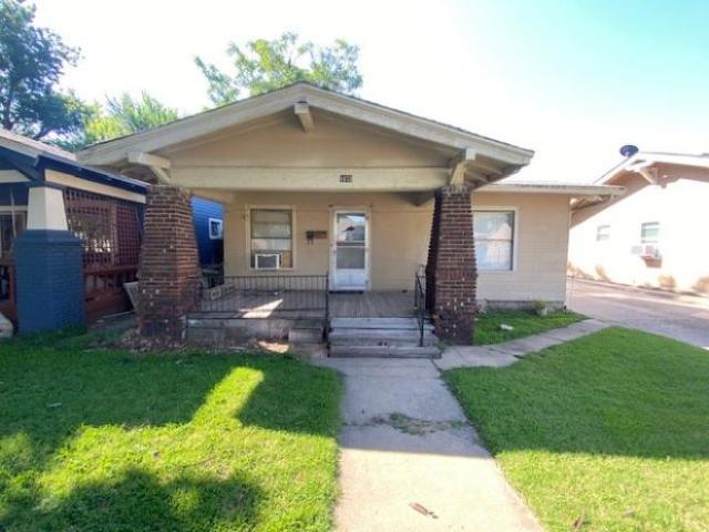2 Br, 1 bath, Single Family 1632 SW Birch St