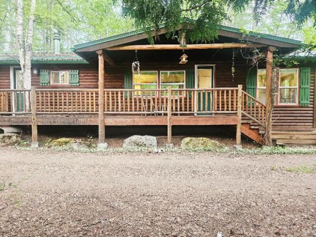 2 Br, 1 bath, Single Family 1676 West Lakeshore Dr