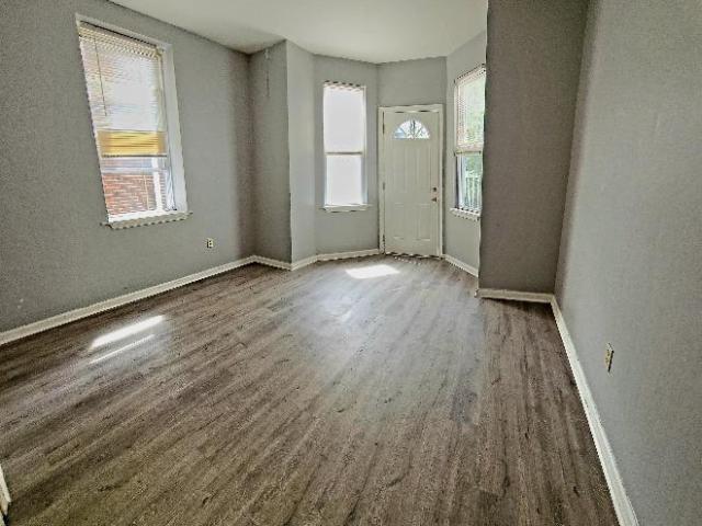 2 Br, 1 bath, Single Family 1704 West Diamond Street