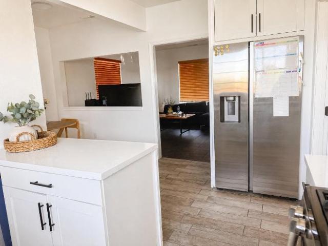 2 Br, 1 bath, Single Family 1710 Frienza Ave