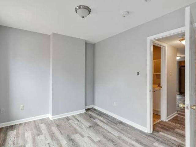 2 Br, 1 bath, Single Family 1711 North Gratz Street