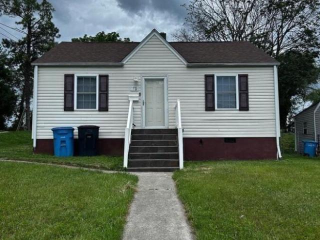 2 Br, 1 bath, Single Family 1712 Wayne Street NE