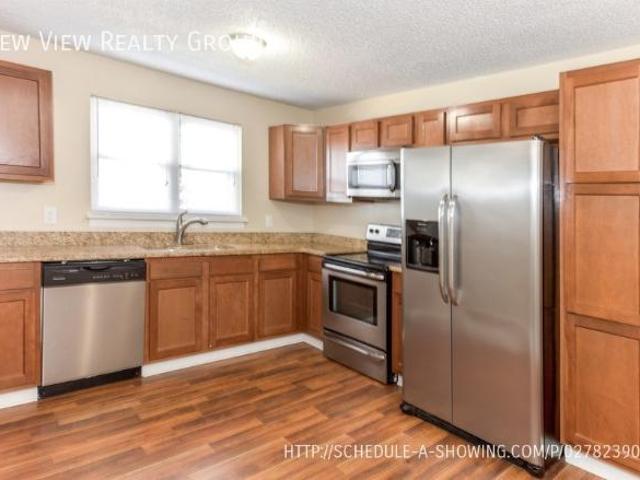 2 Br, 1 bath, Single Family 1714 Club Rd