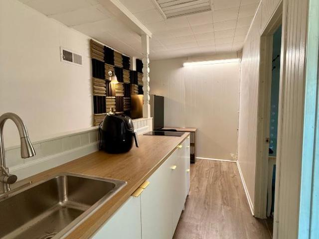 2 Br, 1 bath, Single Family 17201 Santa Rita St