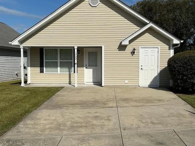 2 Br, 1 bath, Single Family 1722 St Charles Ave