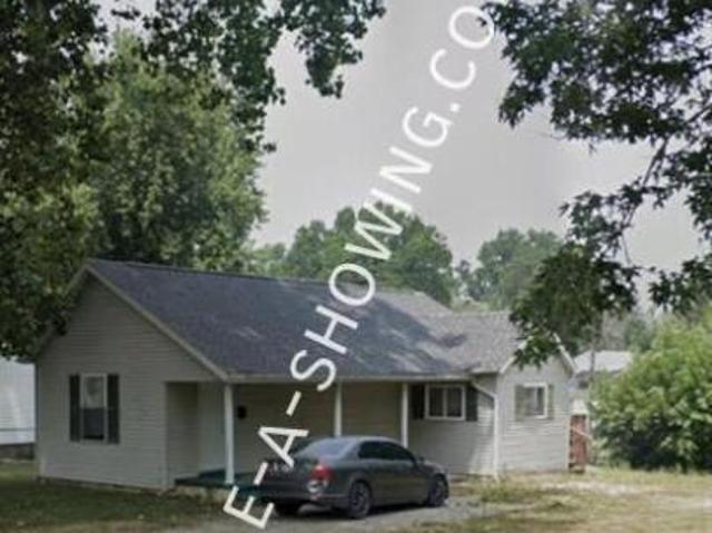 2 Br, 1 bath, Single Family 1727 E Morgan