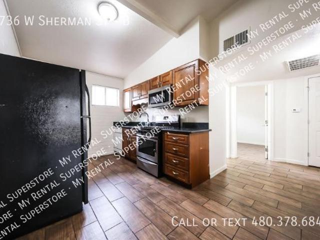 2 Br, 1 bath, Single Family 1736 W Sherman St