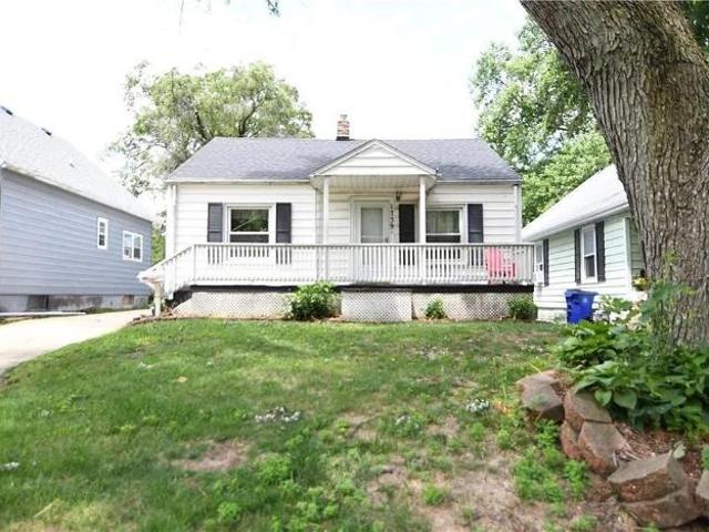 2 Br, 1 bath, Single Family 1739 N Gulick Ave