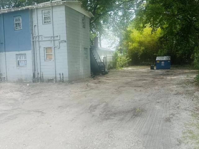 2 Br, 1 bath, Single Family 1776 Spires Ave