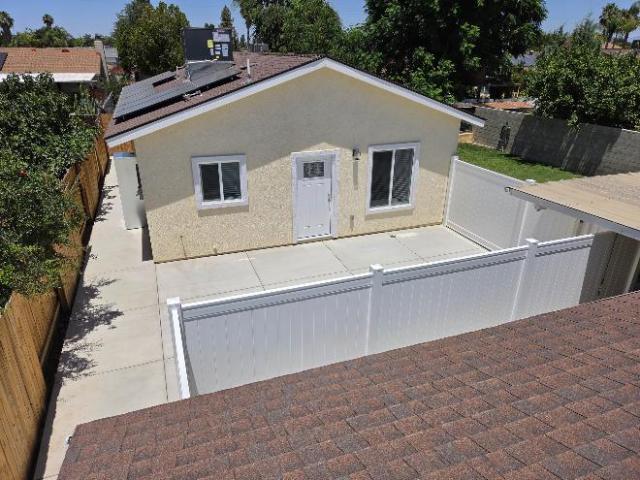 2 Br, 1 bath, Single Family 1808 Saint Clair Ct